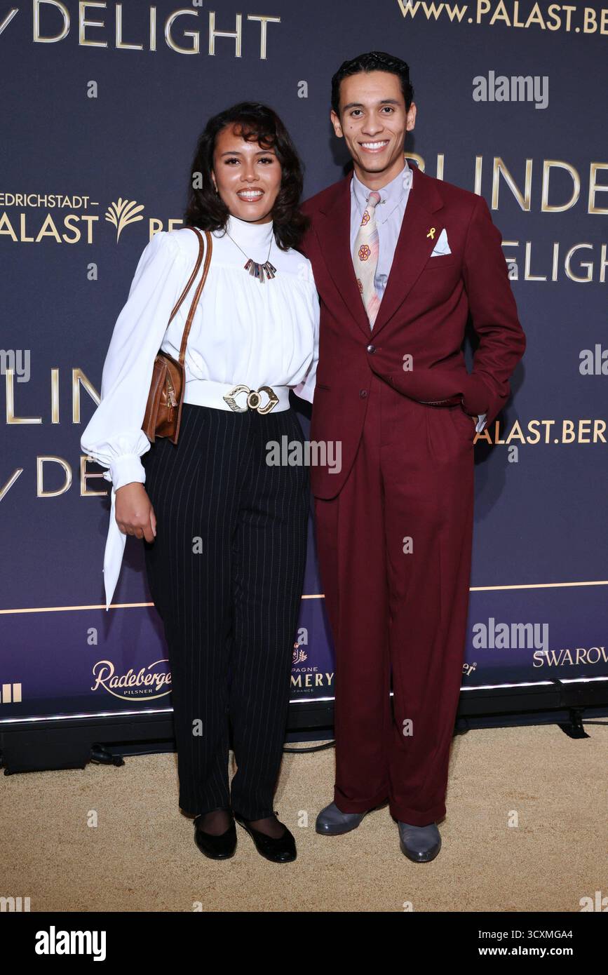 08.10.2025, Rachel und David Hermelin zur Premiere der neuen Show ...