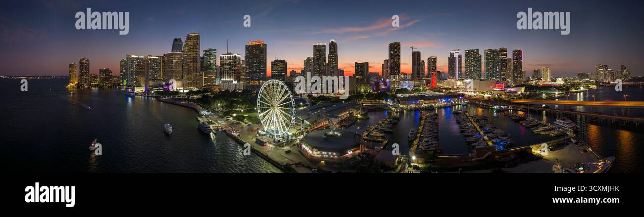 Aerial view of Skyviews Miami Observation Wheel at Bayside Marketplace ...