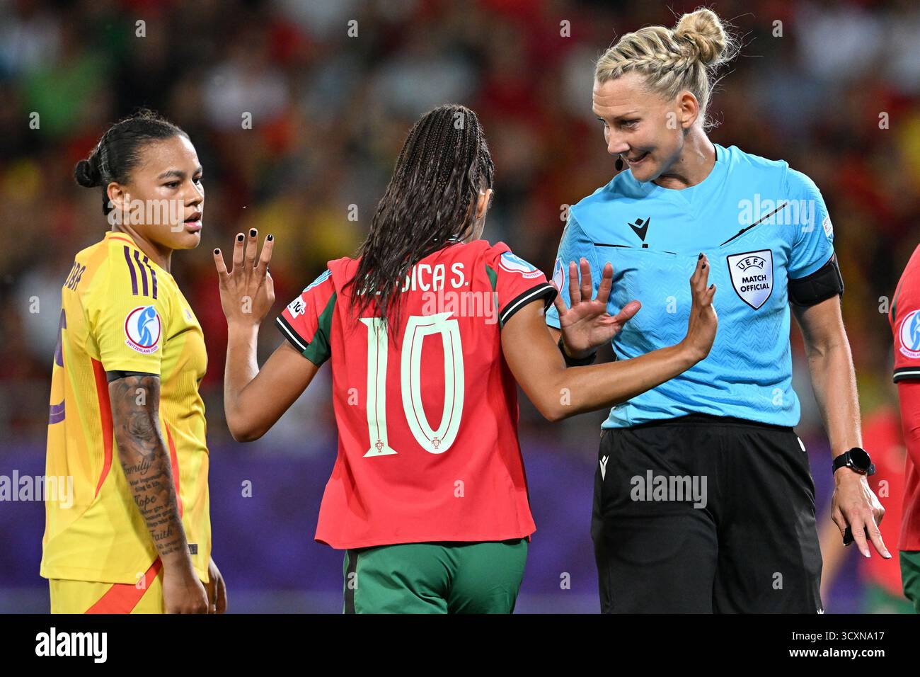 Mariam Toloba (15) of Belgium , Jessica Silva (10) of Portugal and ...