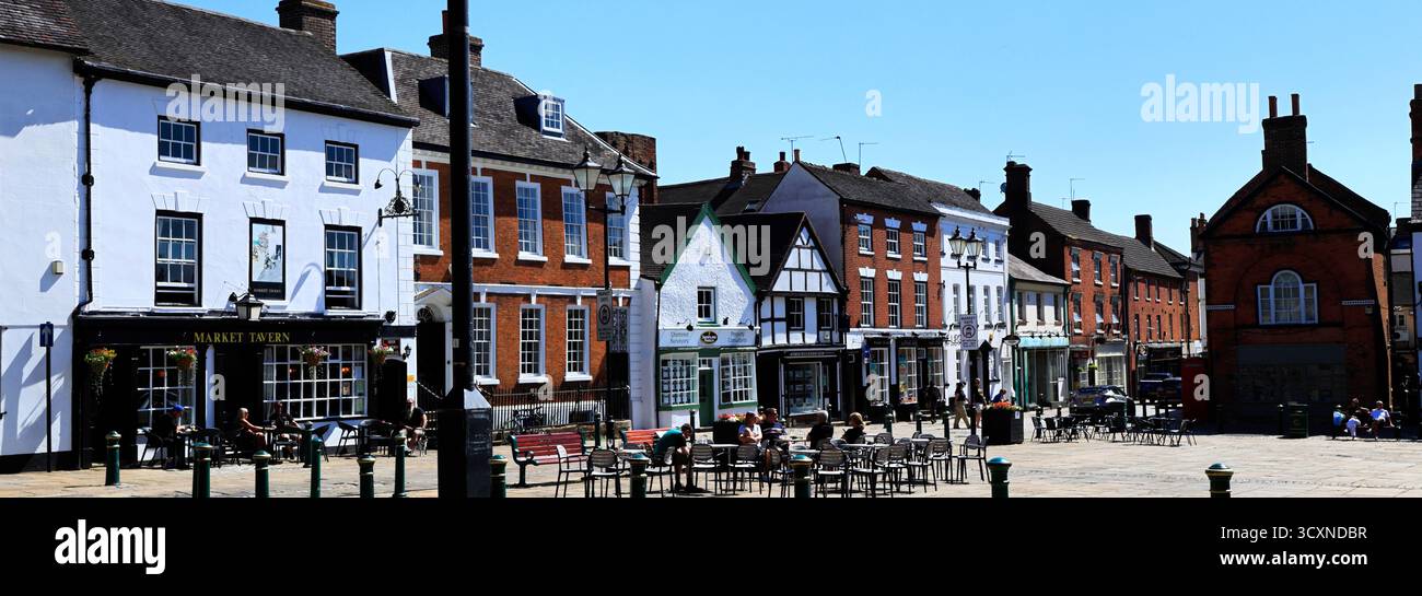 Shops and cafes in the Market Square, Atherstone town, Warwickshire ...