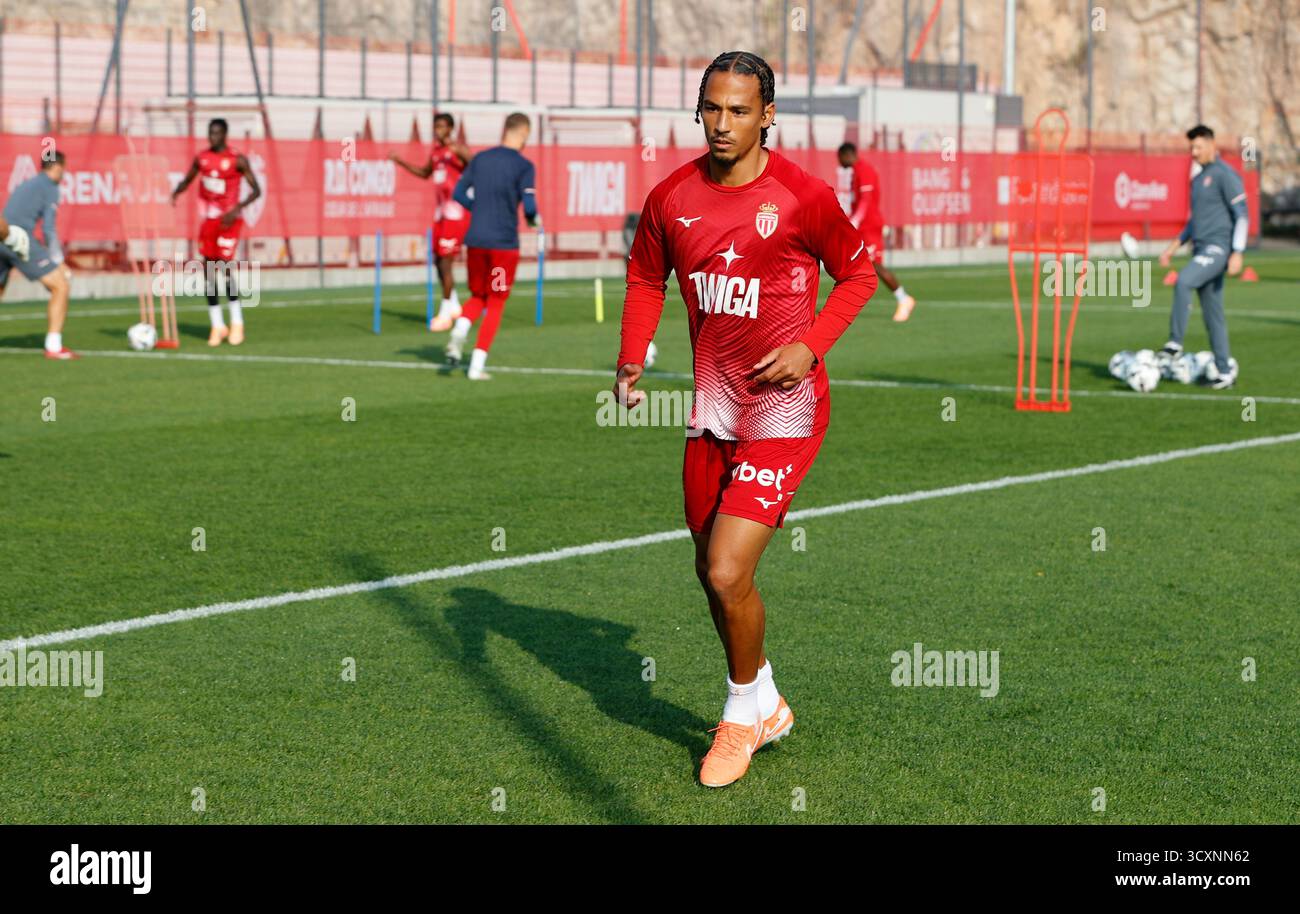 Paris france 25 october 2025 hi-res stock photography and images - Alamy