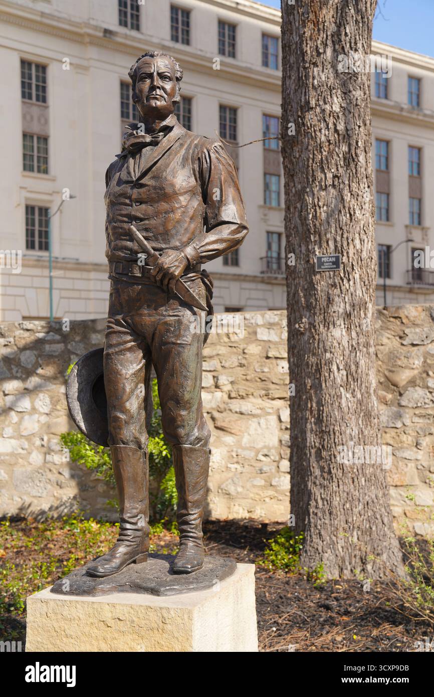 Bronze statue of James Bowie, Texas Revolution figure, in period attire ...