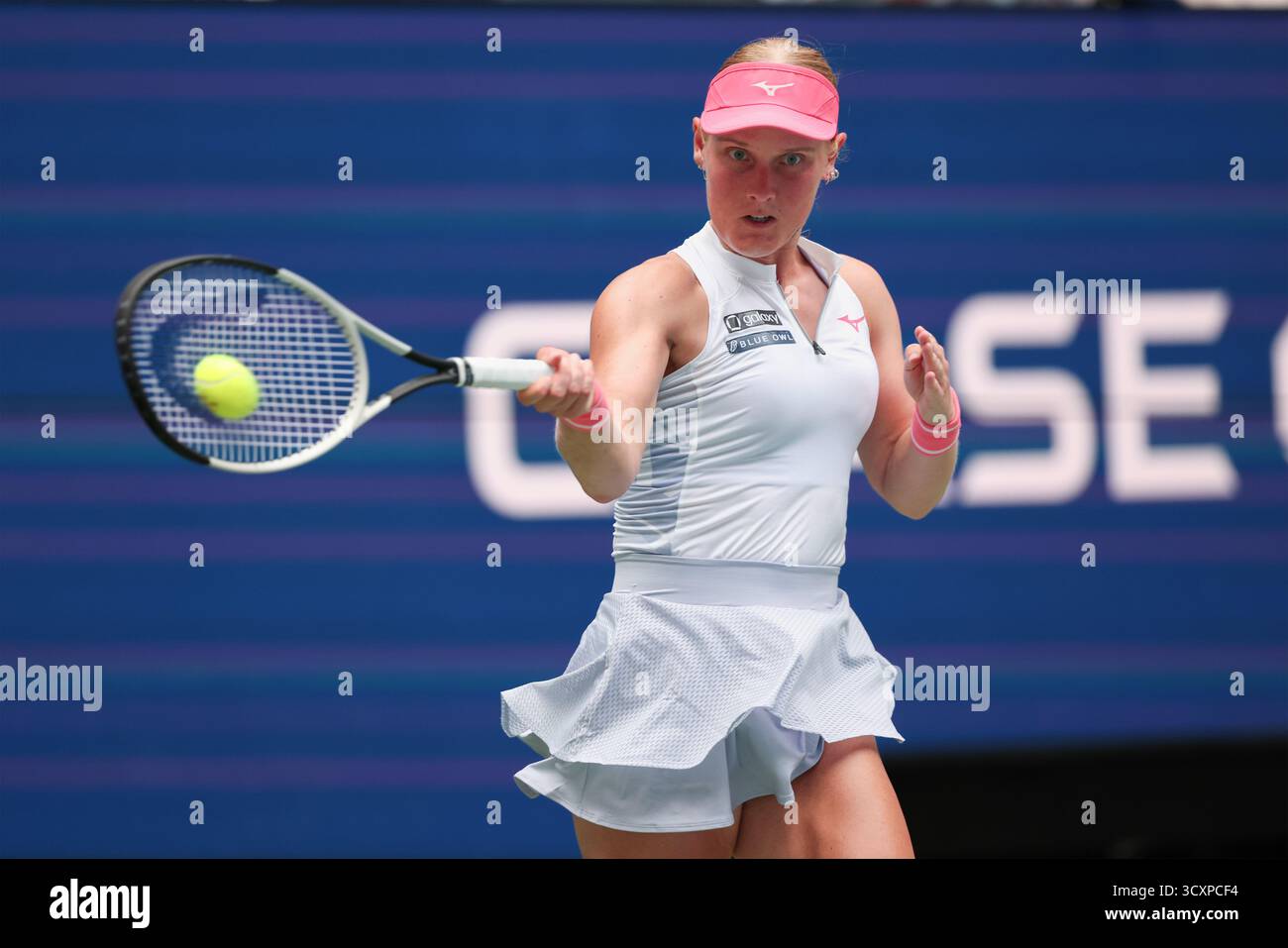 Dutch tennis player Suzan Lamens (NED) in action at the US Open ...