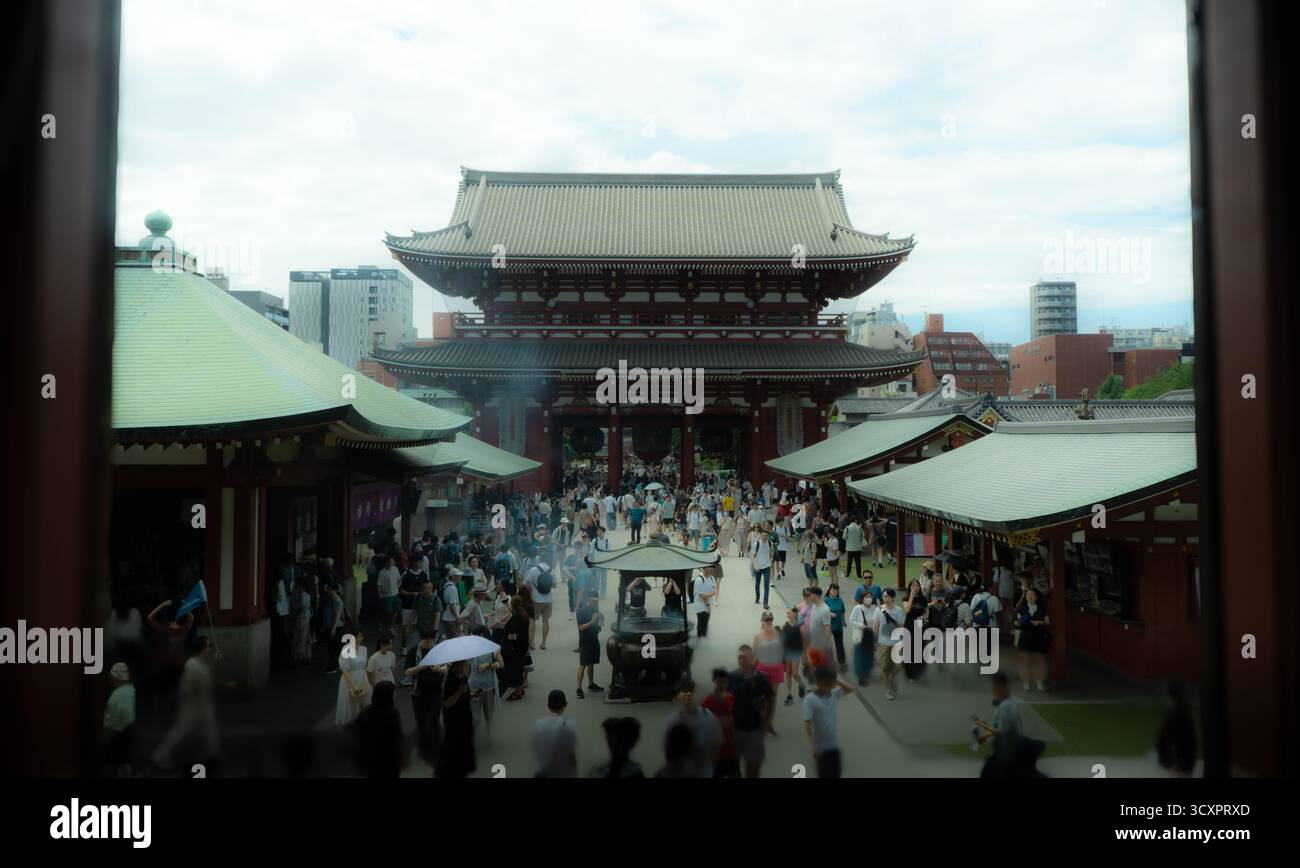 Fortune sensoji temple hi-res stock photography and images - Alamy