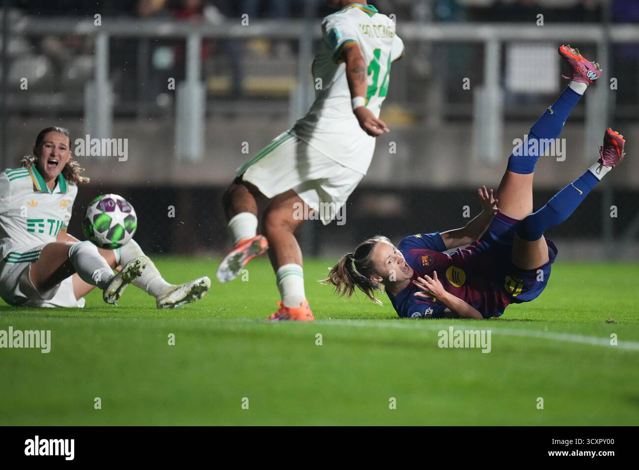Barcelona's Caroline Graham Hansen, right, is fouled during the Women's ...