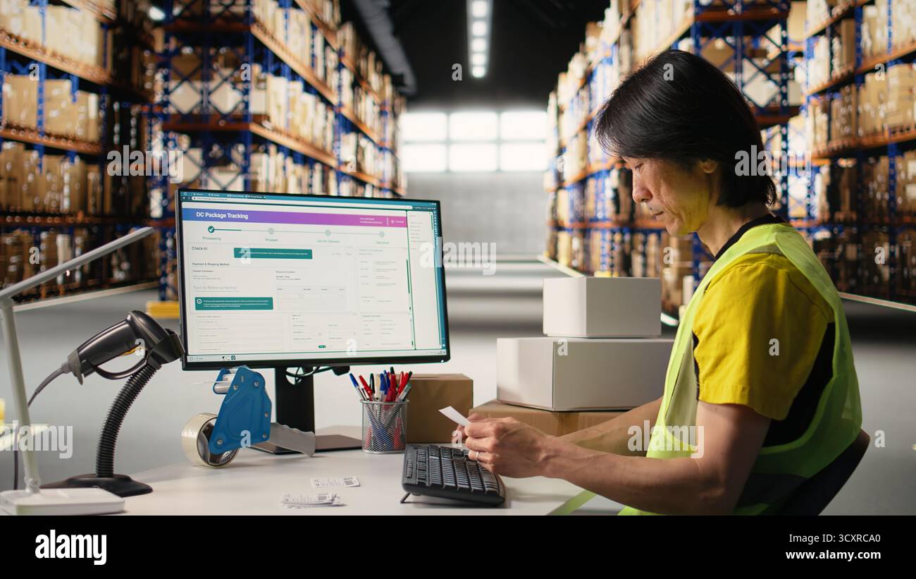 Dispatch center hi hi-res stock photography and images - Alamy