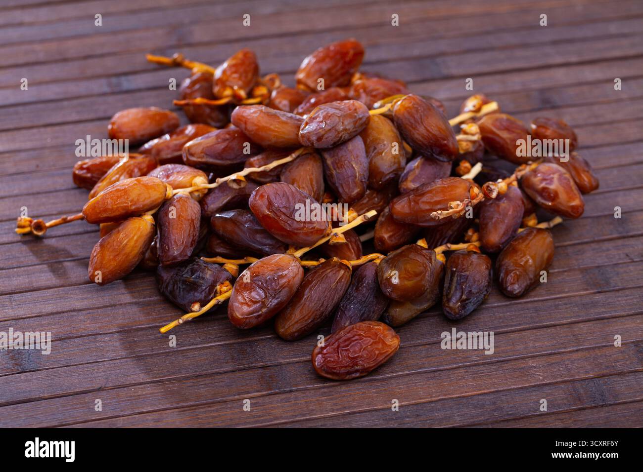 Benefits dates dried dates hi-res stock photography and images - Alamy
