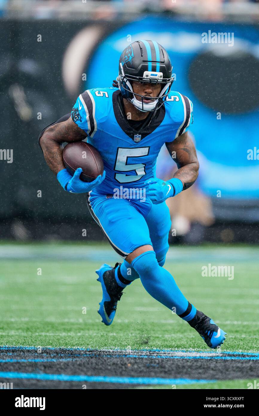Carolina Panthers running back Rico Dowdle (5) plays during an NFL ...