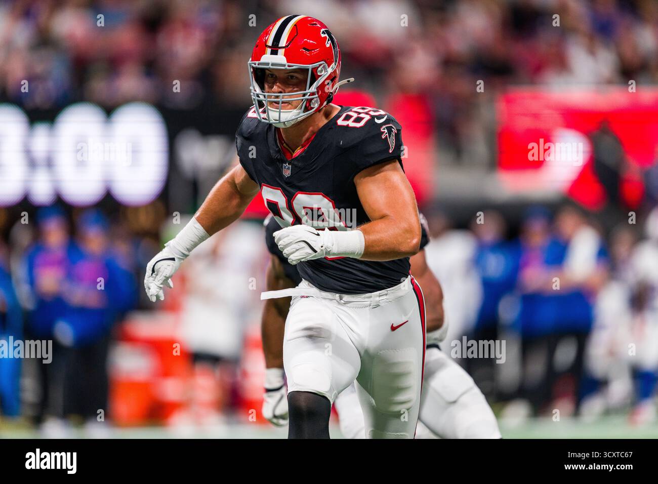 Atlanta Falcons tight end Charlie Woerner (89) runs downfield during ...