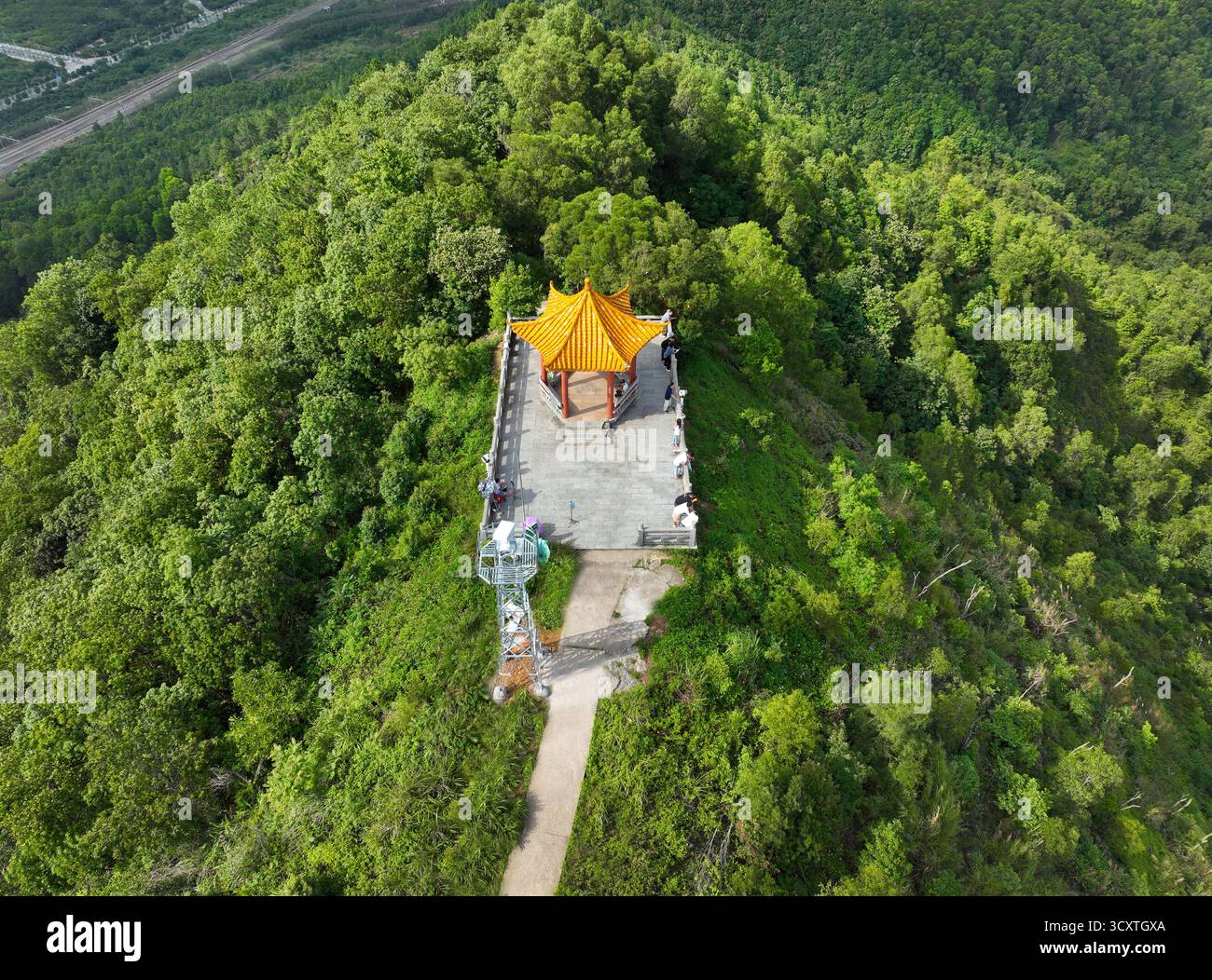 Agongding hi-res stock photography and images - Alamy