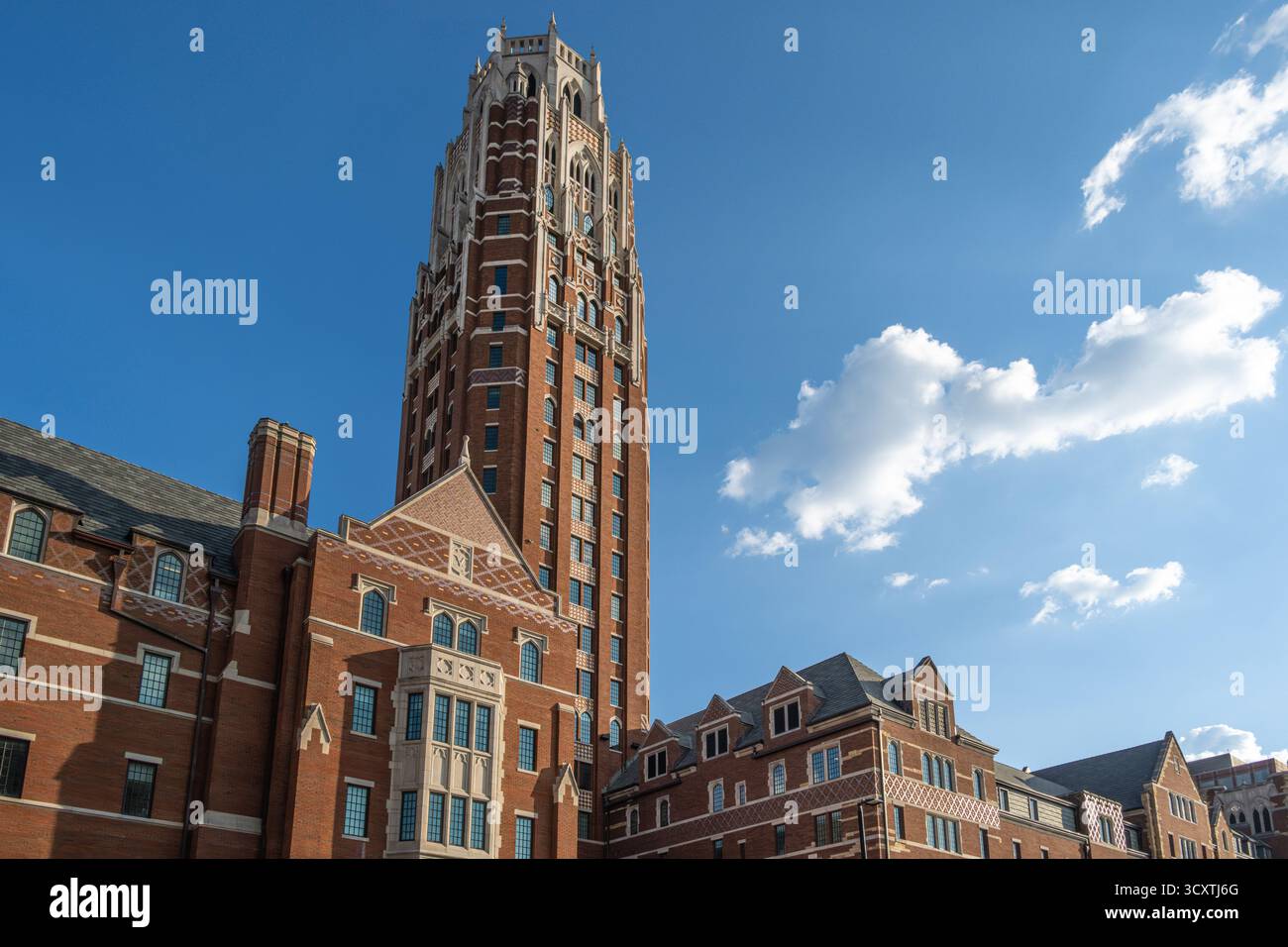 The landmark West End Tower at Zeppos College on the Vanderbilt ...