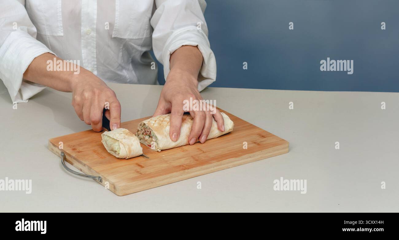 Appetizing shawarma cut knife hi-res stock photography and images - Alamy