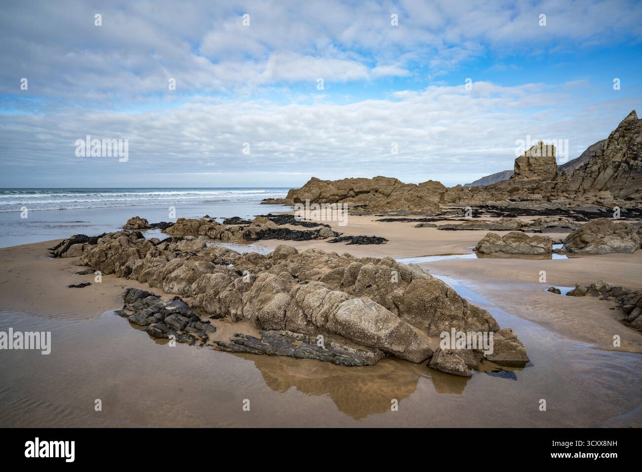 Carved into rocks hi-res stock photography and images - Alamy