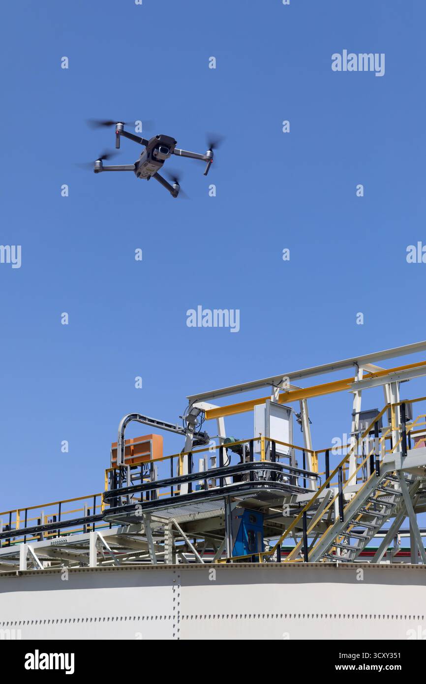 Uav drone doing inspection hi-res stock photography and images - Alamy