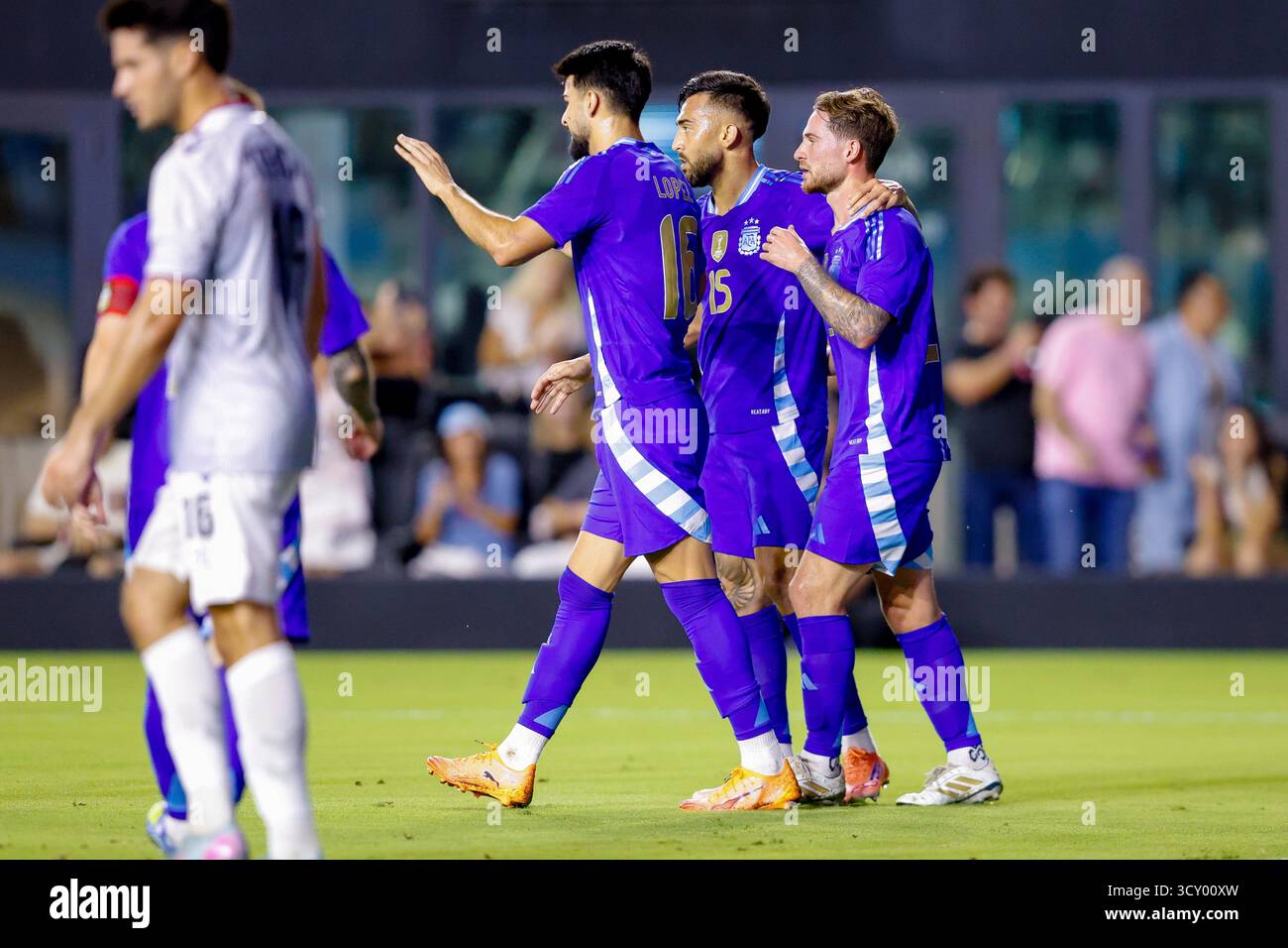 Miami usa 15 october 2025 hi-res stock photography and images - Alamy