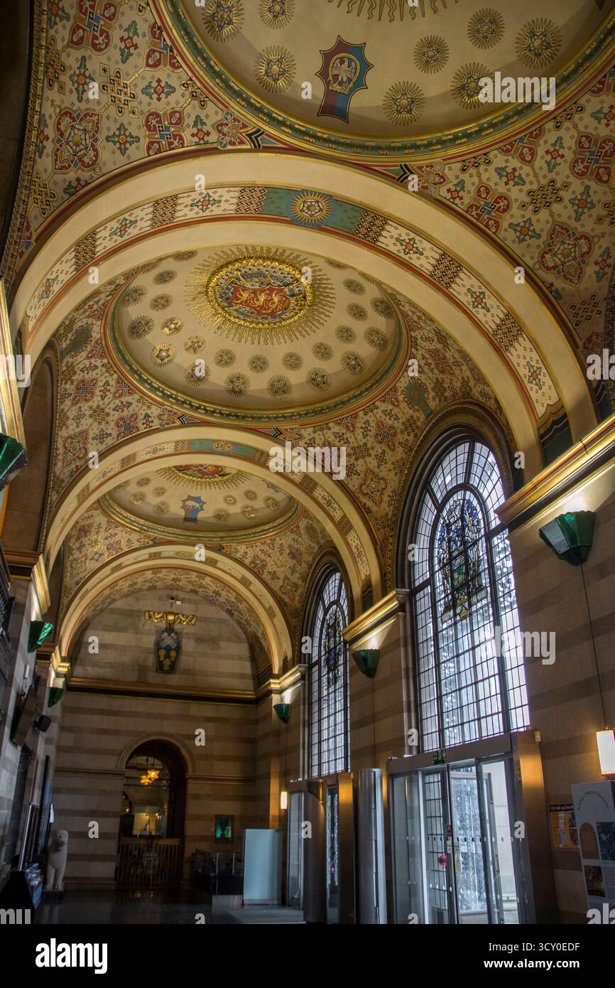 Entrance interior of Sheffield City Hall Stock Photo - Alamy