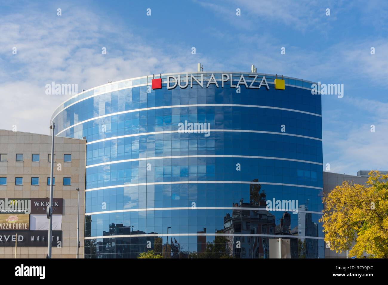 Hungarian shopping malls hi-res stock photography and images - Alamy