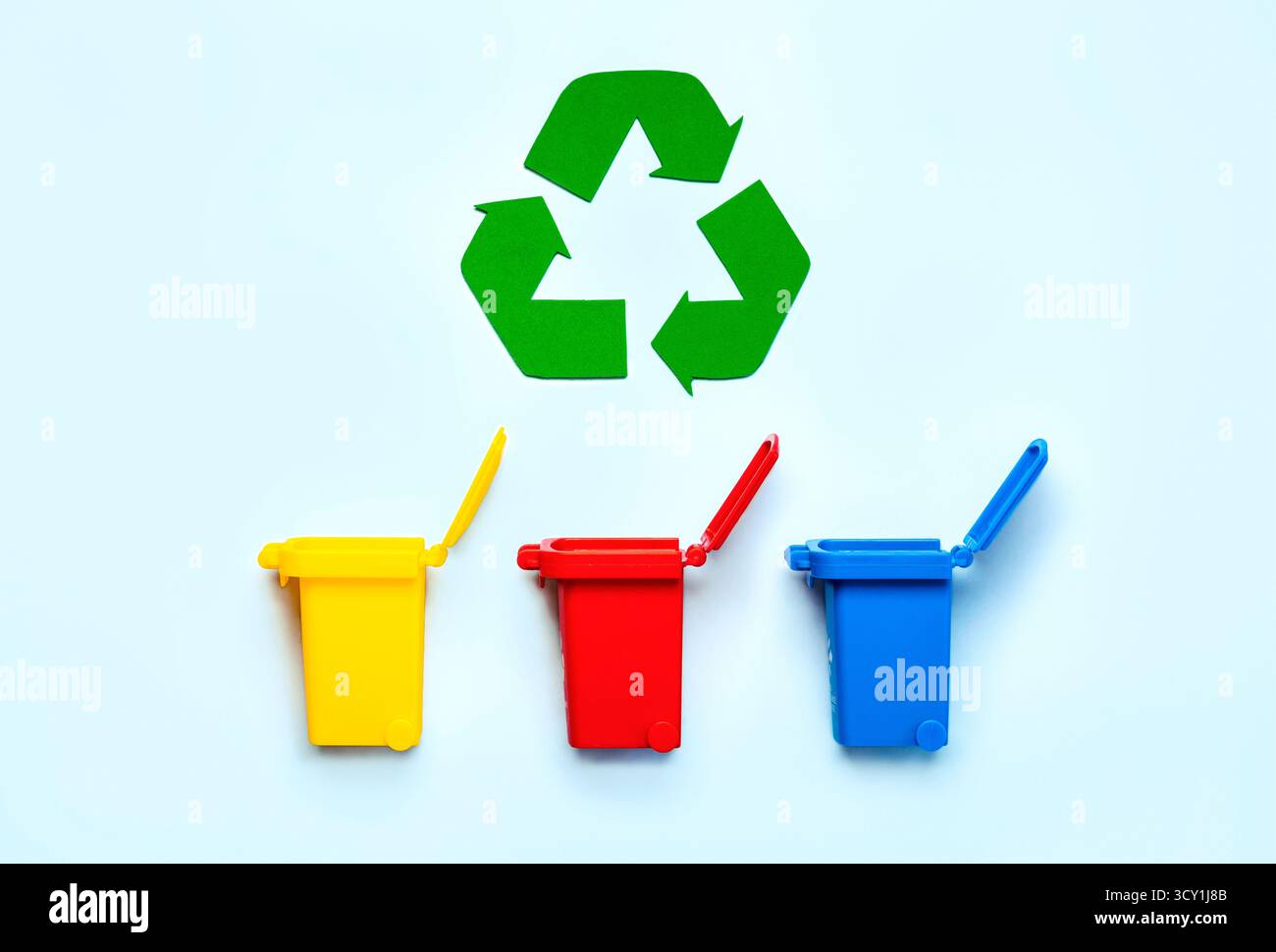 Waste management strategy recycling hi-res stock photography and images ...