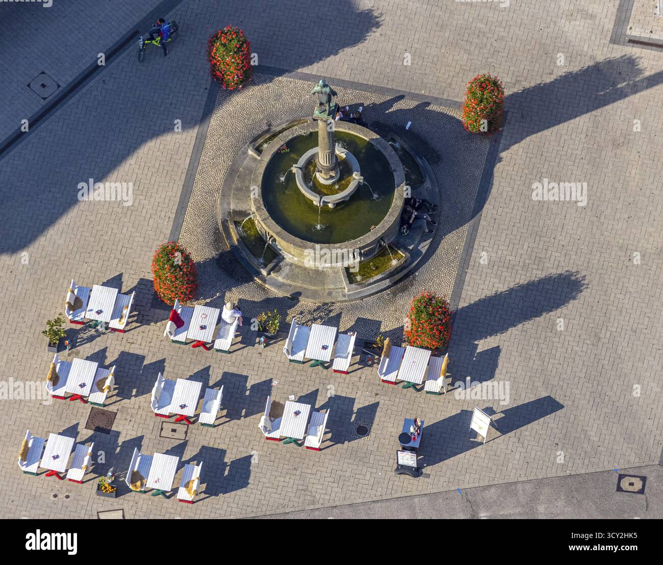 Aerial view, Bernhardbrunnen with memorial, Lippstadt, Kreis Soest ...