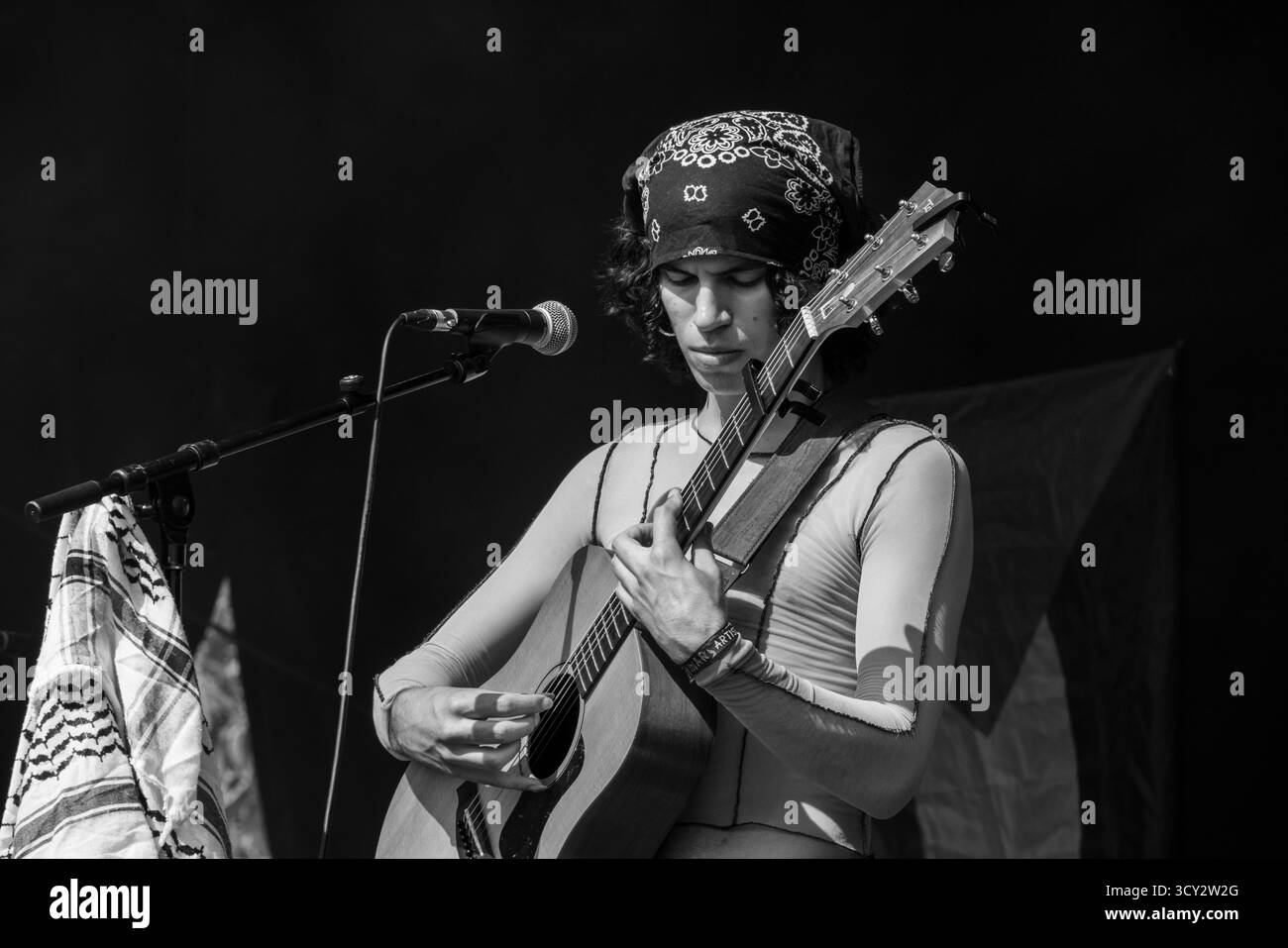 JACOB ALON, CONCERT, 2025: Jacob Alon plays on the Walled Garden Stage ...