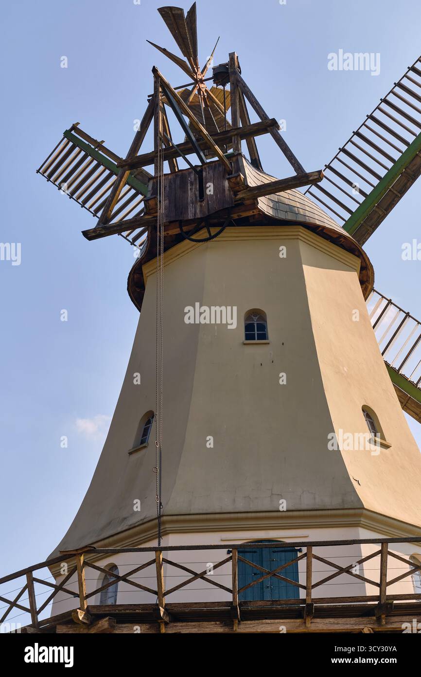 Wind rose mechanism hi-res stock photography and images - Alamy
