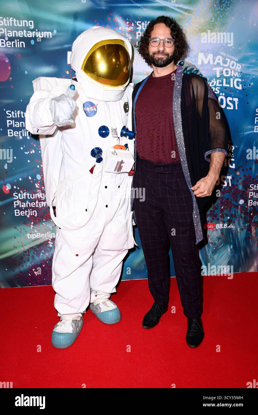 Bastian Castillo bei der Weltpremiere der 360Â Fulldome-Show von Peter ...