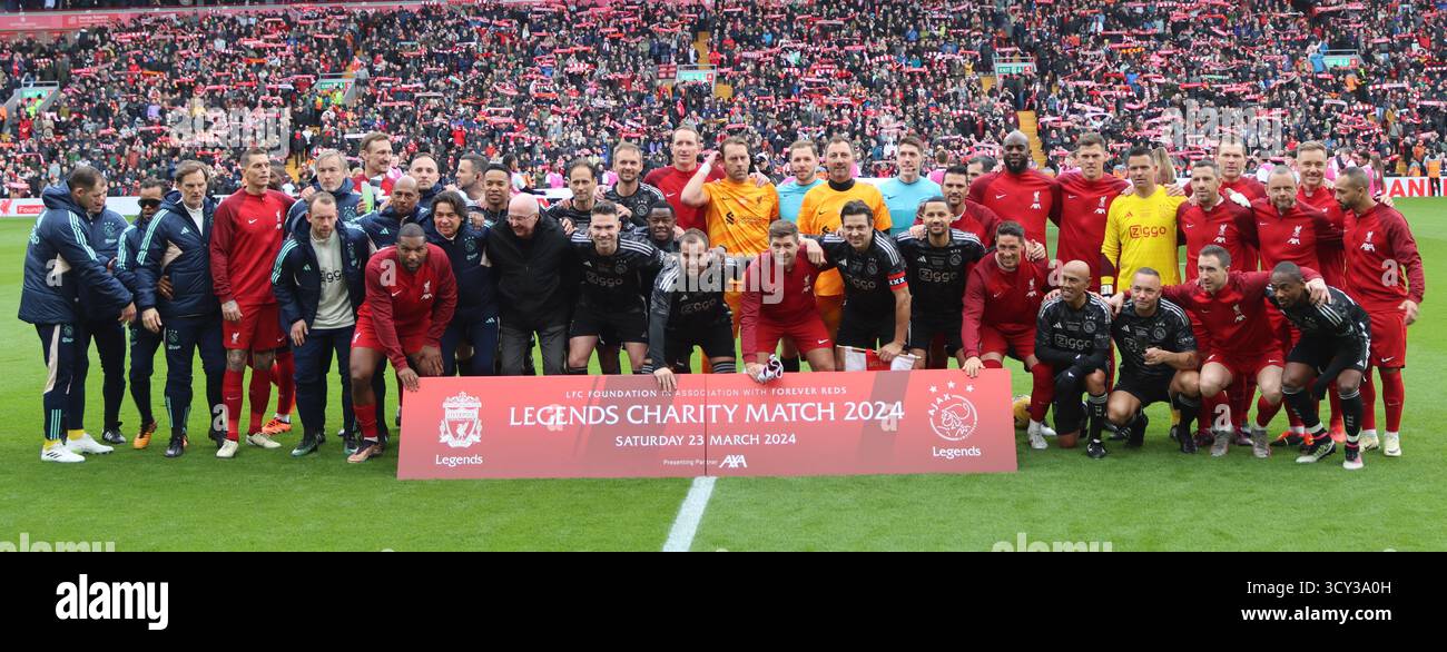 Liverpool FC Legends vs Ajax Legends mixed squads Stock Photo - Alamy
