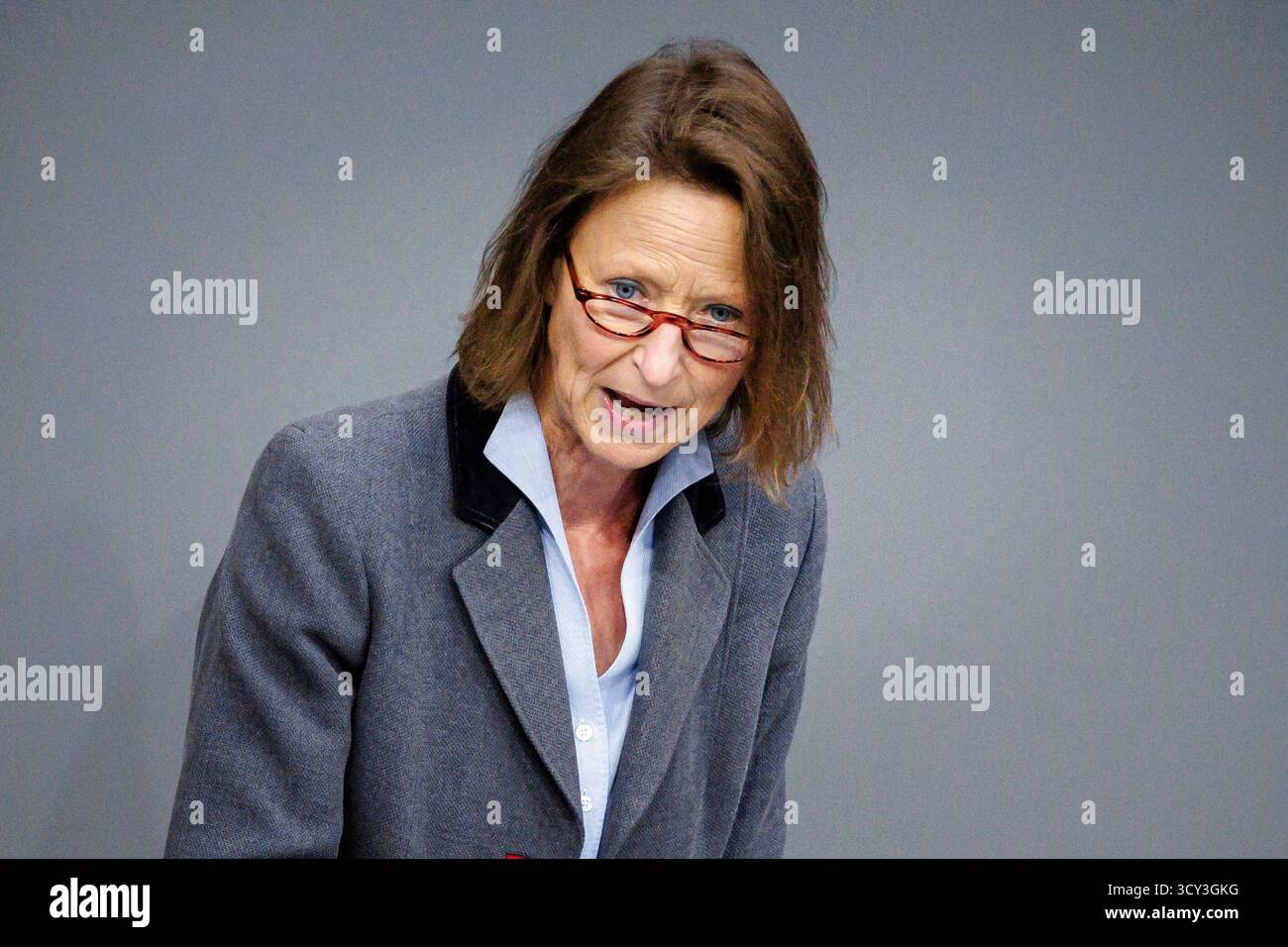 Sandra Carstensen, MdB, CDU, spricht im Bundestag. Berlin, 17.10.2025 ...