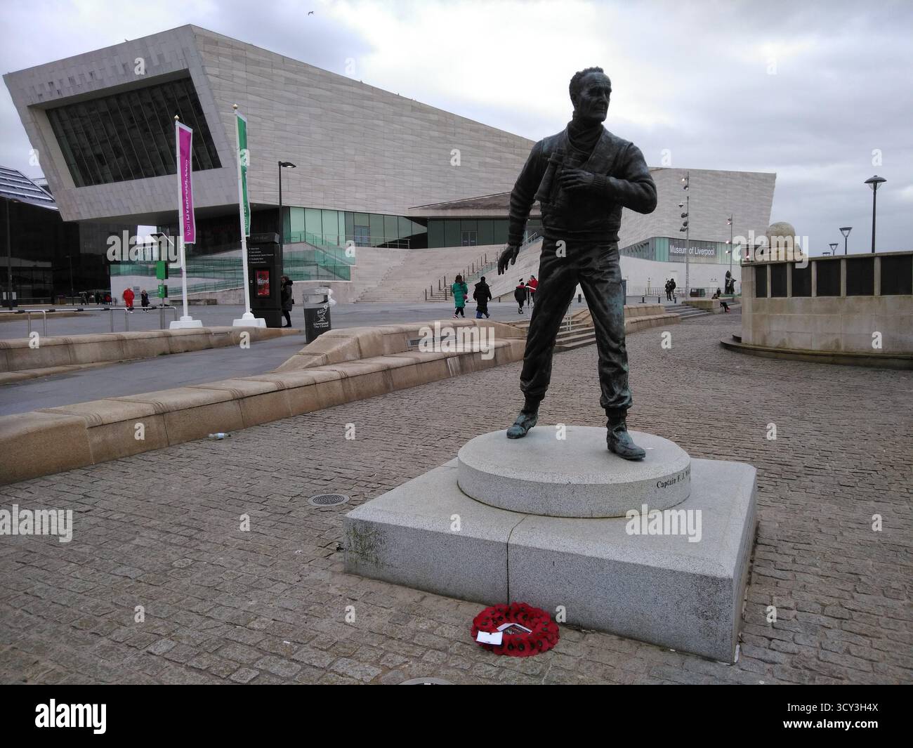 Captain Frederic John Walker Statue Pier Head Liverpool Stock Photo - Alamy