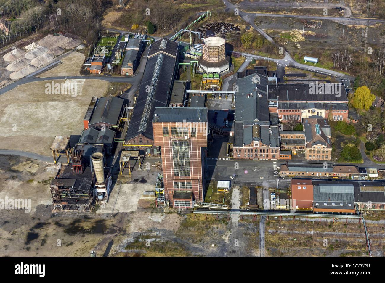 Aerial photograph, Former Ost colliery, Old Heinrich-Robert colliery ...