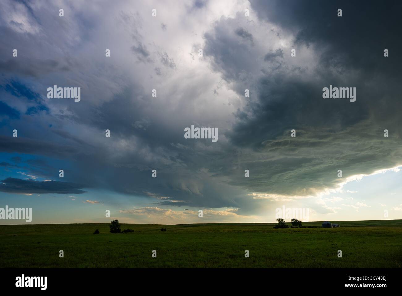 Beautiful scene storm clouds hi-res stock photography and images - Alamy