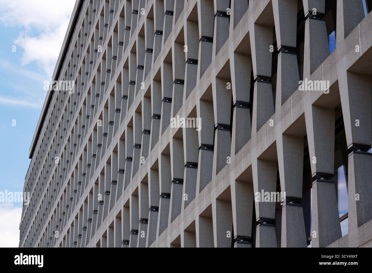 Former Banque Lambert by architect Gordon Bunshaft modernist building ...
