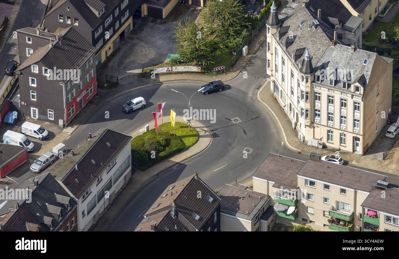 Aerial view, hairpin bend, Wilhelmstrasse, Bogenstrasse, house with ...
