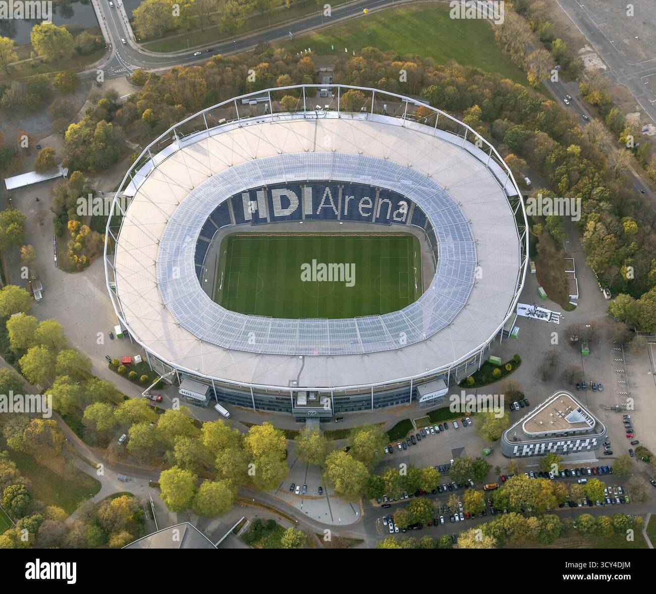 HDI Arena am Maschsee Hannover, HDI-Arena, Bundesliga stadium Hannover ...