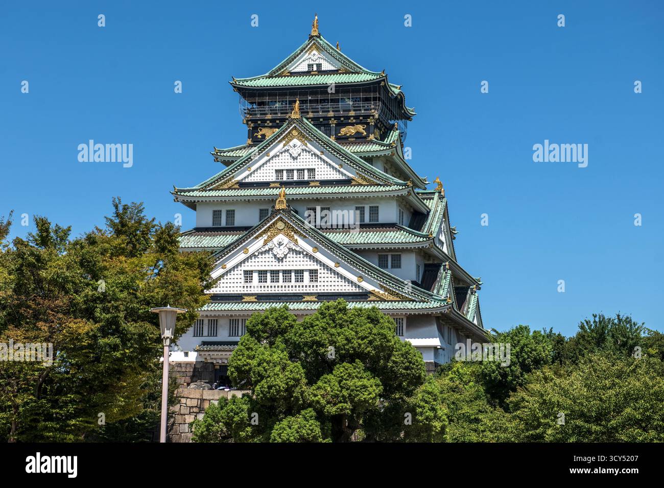 Osaka Castle main tower, Japan Stock Photo - Alamy