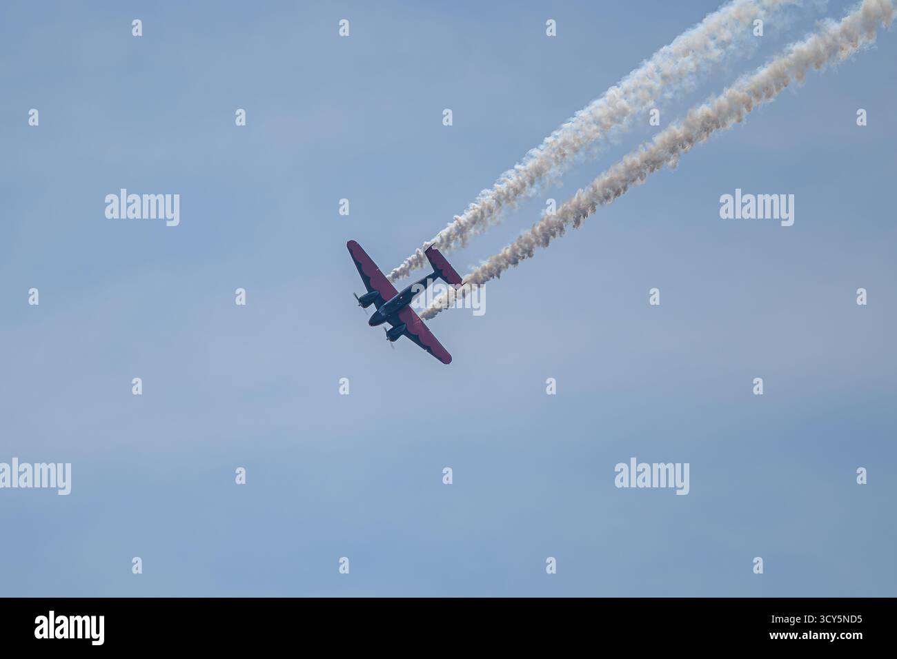 A Twin Beech 18 (Beechcraft Model 18) plioted by Matt Younkin, airshow ...