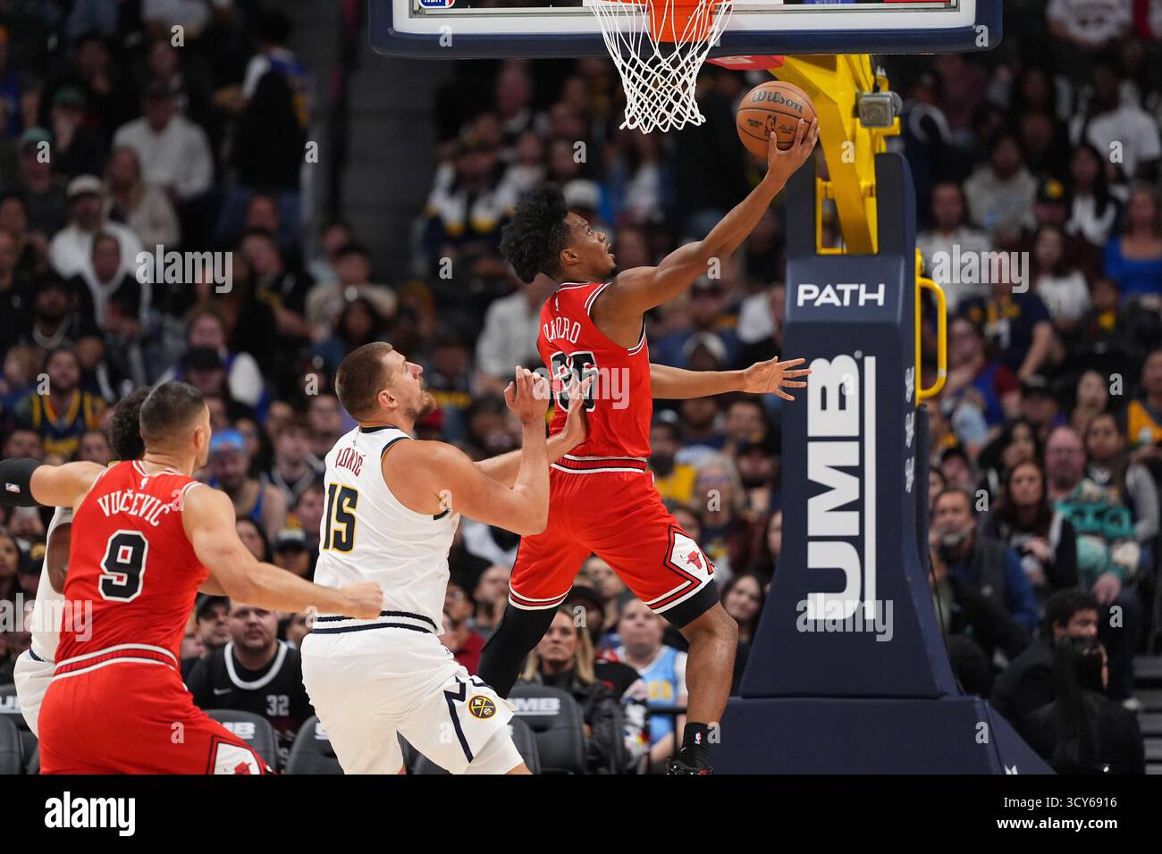 Chicago Bulls forward/guard Isaac Okoro (35) goes up for a shot against ...