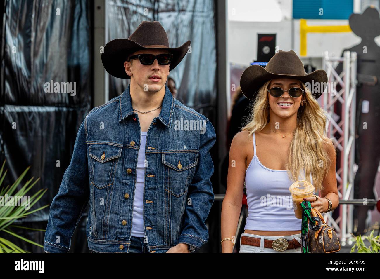 Hannah st. john hi-res stock photography and images - Alamy