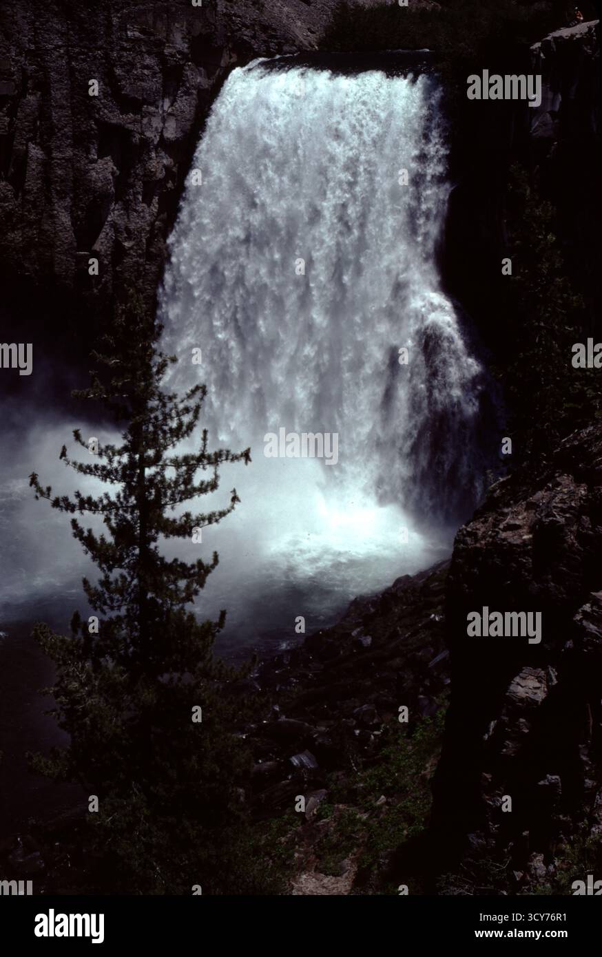 Mammoth Lakes, CA. 1985. Devils Post pile National Monument is a U.S ...