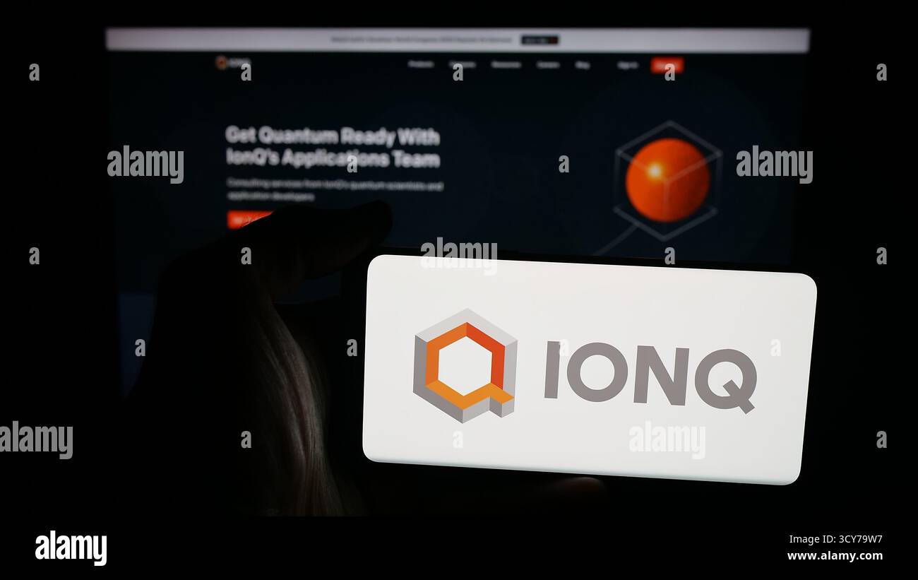 Ionq computing hi-res stock photography and images - Alamy