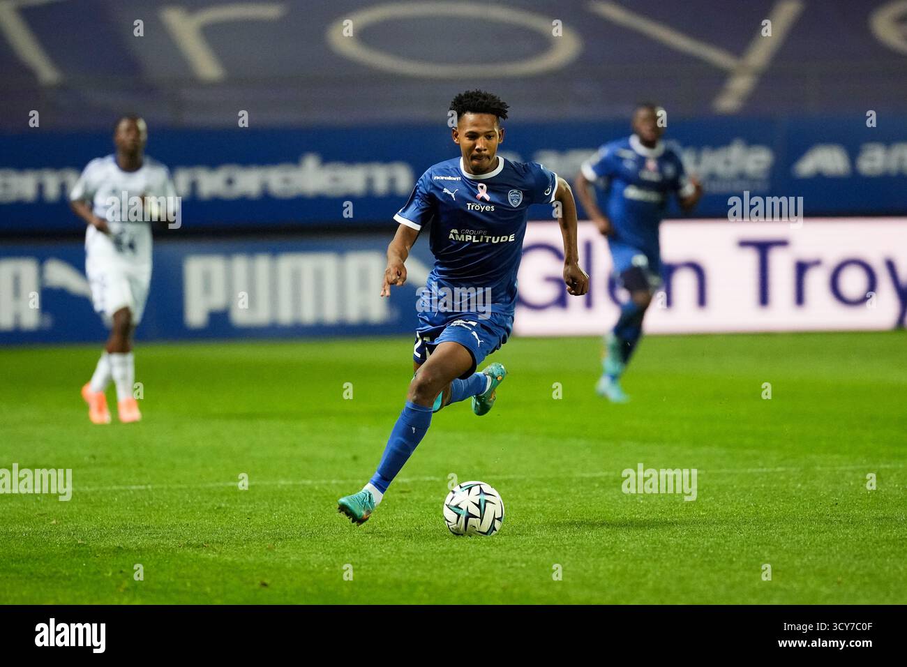 21 Tawfik BENTAYEB (estac) during the Ligue 2 BKT match between Troyes ...