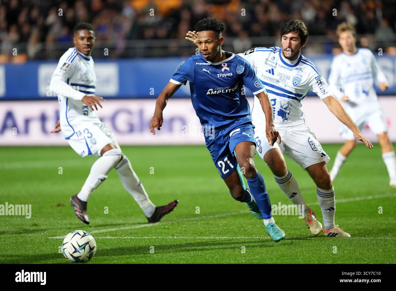 21 Tawfik BENTAYEB (estac) during the Ligue 2 BKT match between Troyes ...
