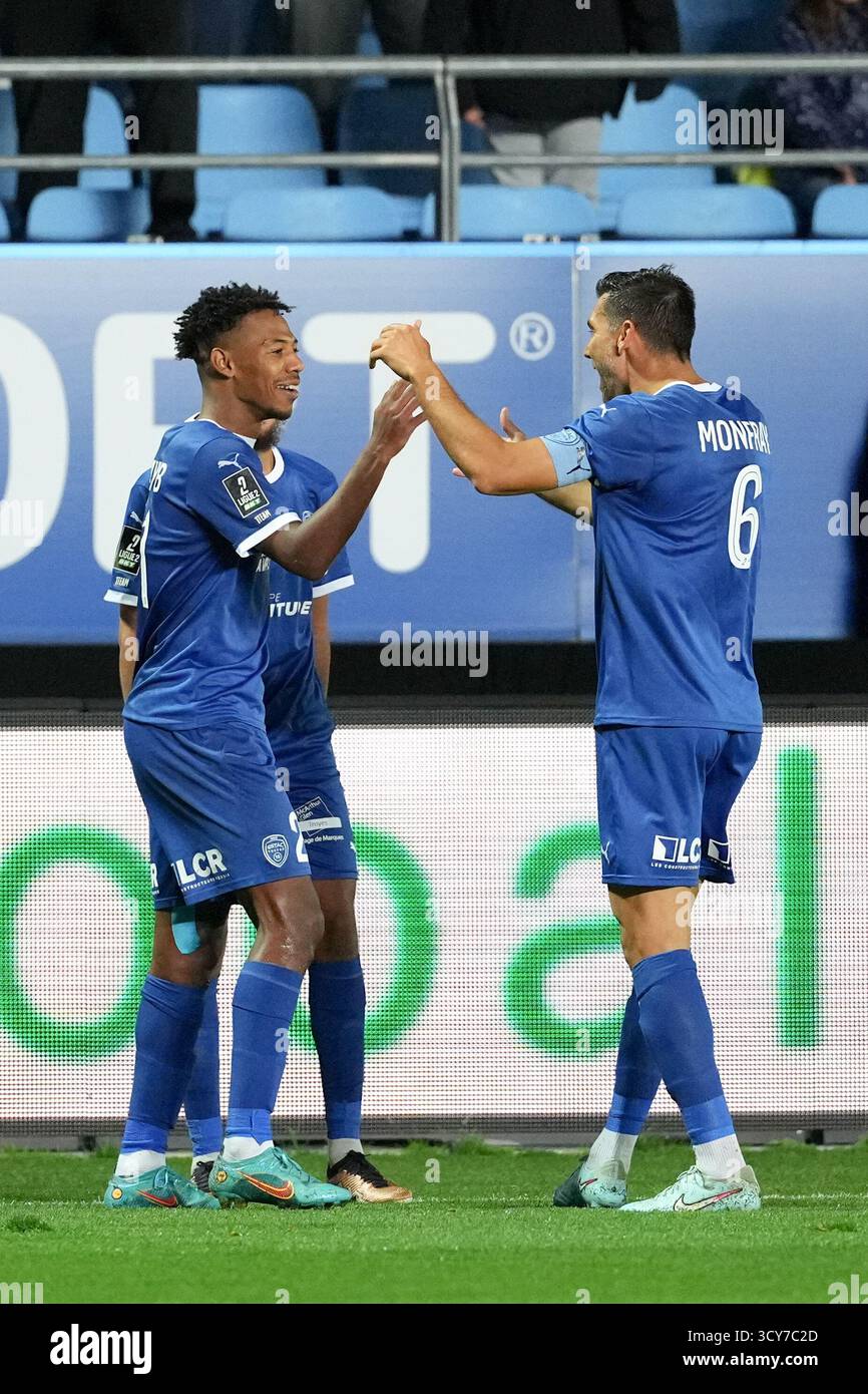 21 Tawfik BENTAYEB (estac) during the Ligue 2 BKT match between Troyes ...