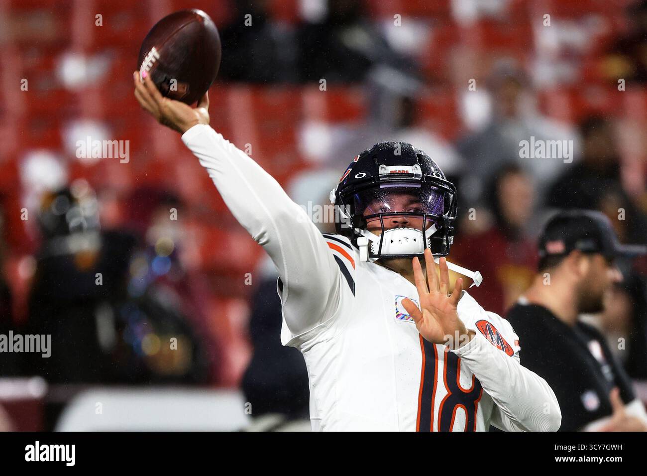 Chicago Bears quarterback Caleb Williams (18) throws the ball before an ...
