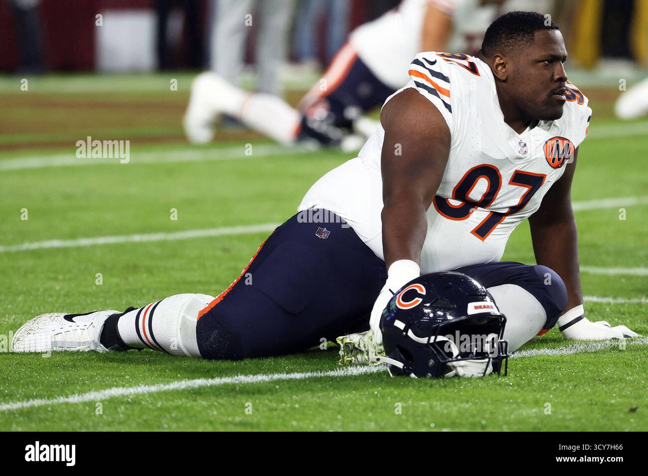 Chicago Bears defensive tackle Andrew Billings (97) looks on before an ...