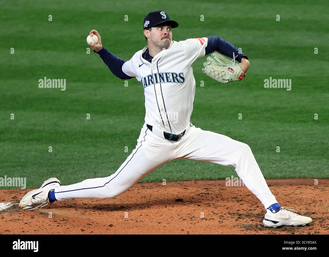 Seattle, United States. 17th Oct, 2025. Seattle Mariners pitcher Matt ...