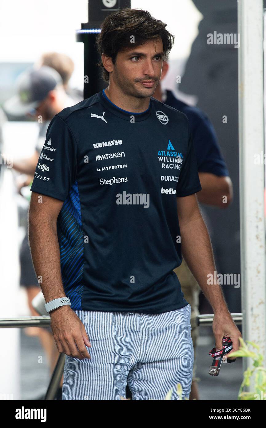 October 17, 2025: Carlos Sainz (55) with Atlassian Williams Racing Team ...