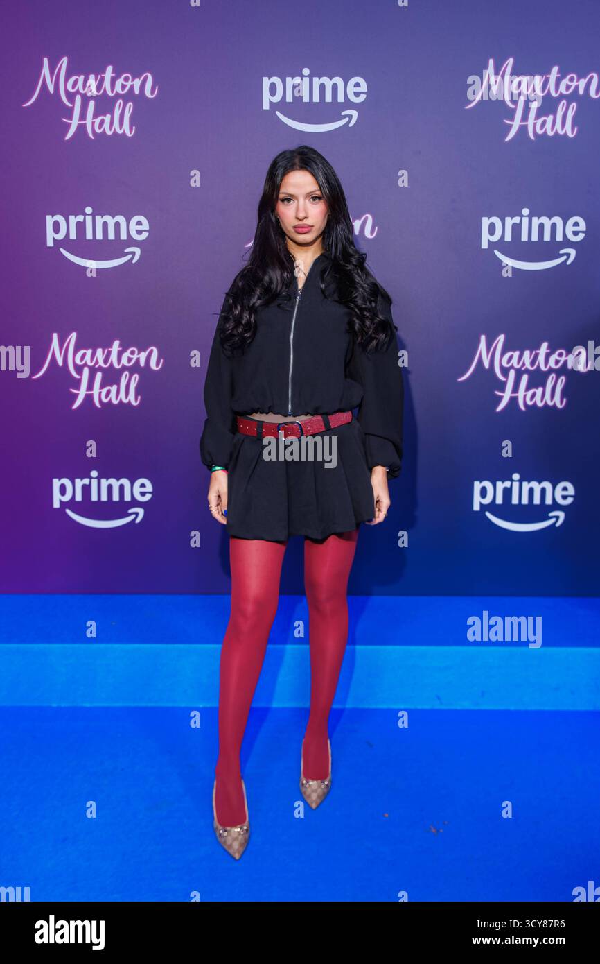 Amazon Premiere - Maxton Hall - Die Welt Zwischen Uns - Emily Furz bei ...