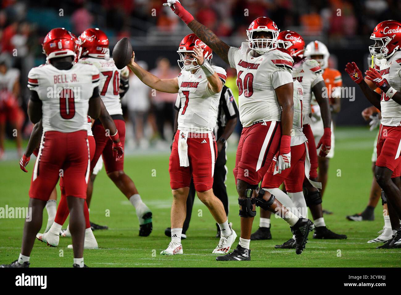 Louisville quarterback Miller Moss (7) celebrates beating Miami during ...