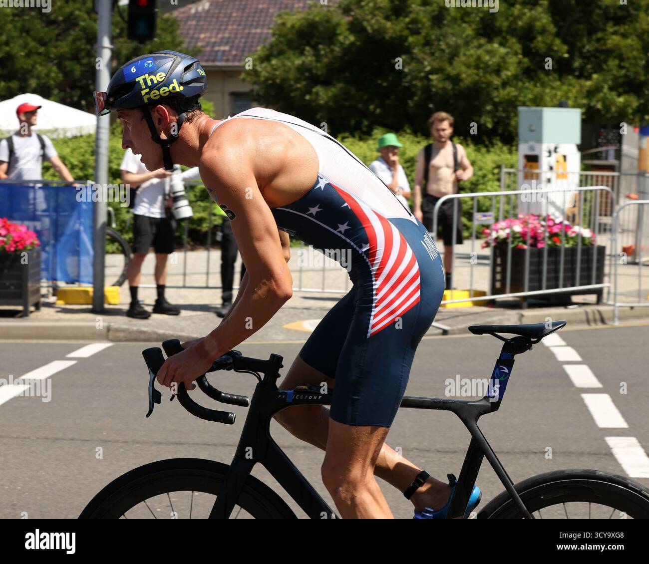 Sullivan Middaugh, of EagleVail, CO, at the U23 2025 World Triathlon ...